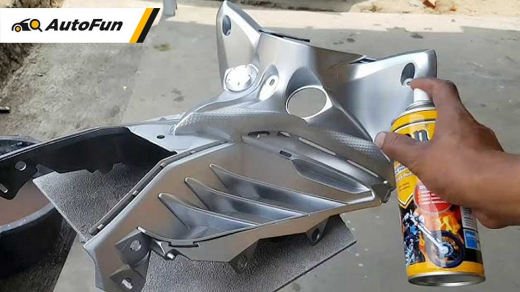 Bikin Body Motor Kinclong dengan Cat Semprot, Pastikan 7 Hal ini | Autofun