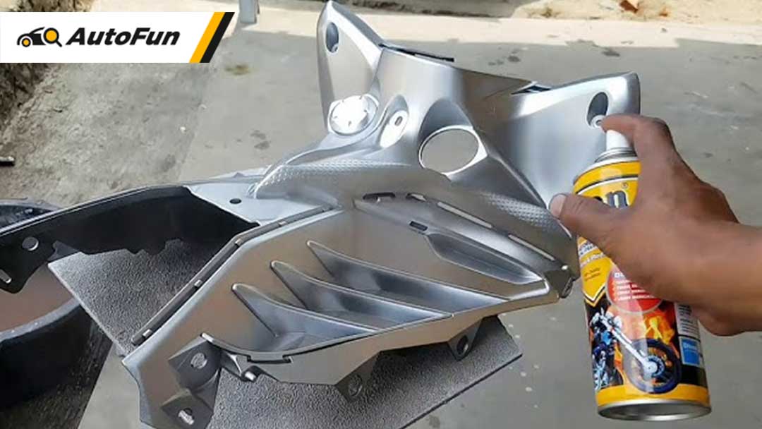 Bikin Body Motor Kinclong dengan Cat Semprot, Pastikan 7 Hal ini | Autofun