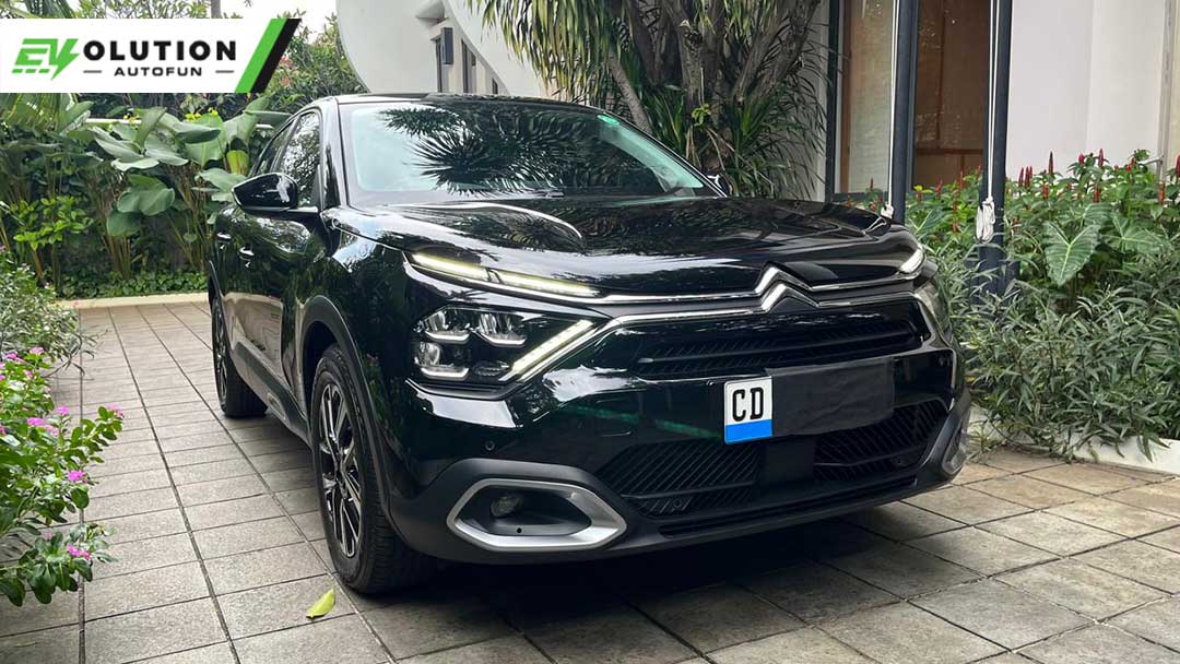 Selisik Keistimewaan Mobil Listrik Citroen E-C4