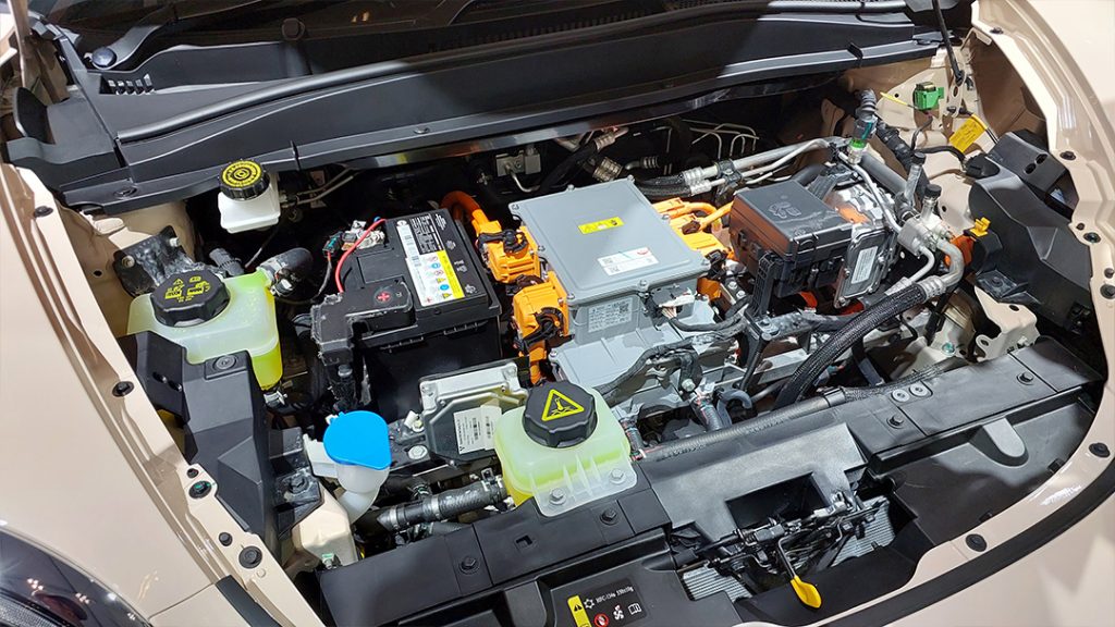 Mobil Listrik Retro, Pilih GWM ORA 03 atau Wuling Binguo EV?